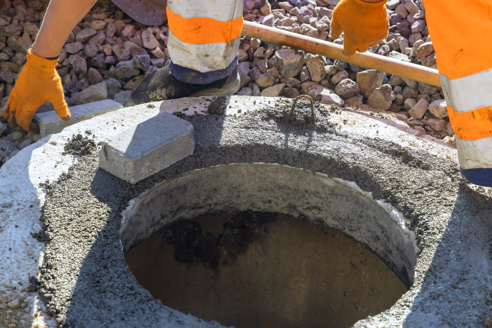 How Does a Septic Tank Work? - Icon Home Inspectors